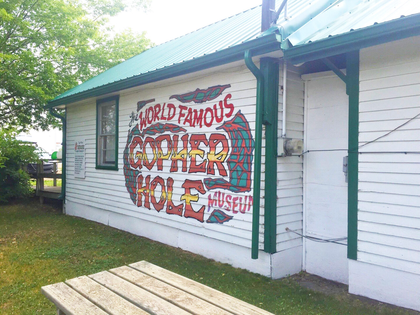 Best Calgary Day Trips for Adventuring Alberta - datenight