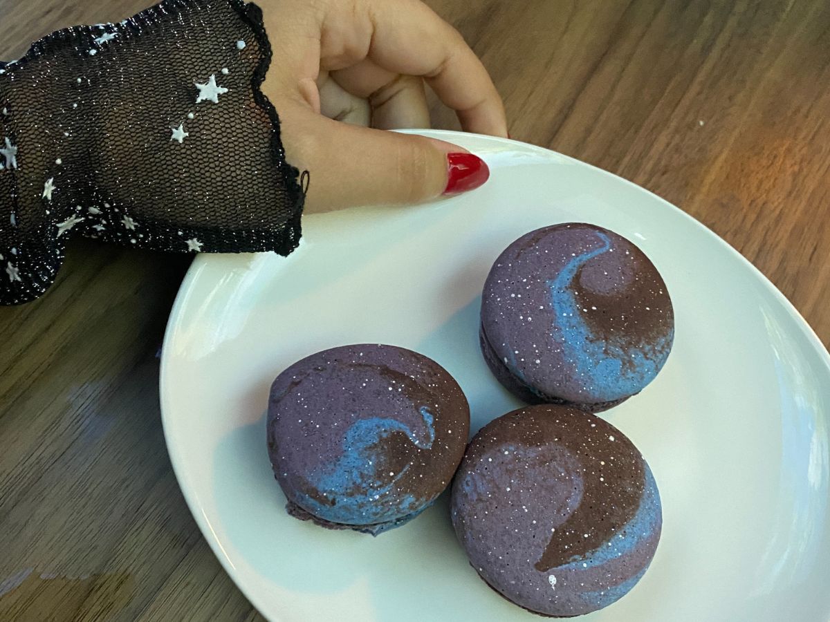 Have a Date Night in Space at Offworld Bar on Queen West - datenight