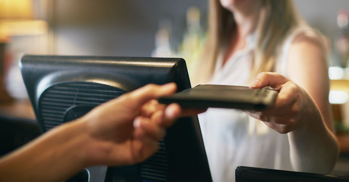 These Restaurants in Toronto Have Made the Switch to No Tipping - datenight
