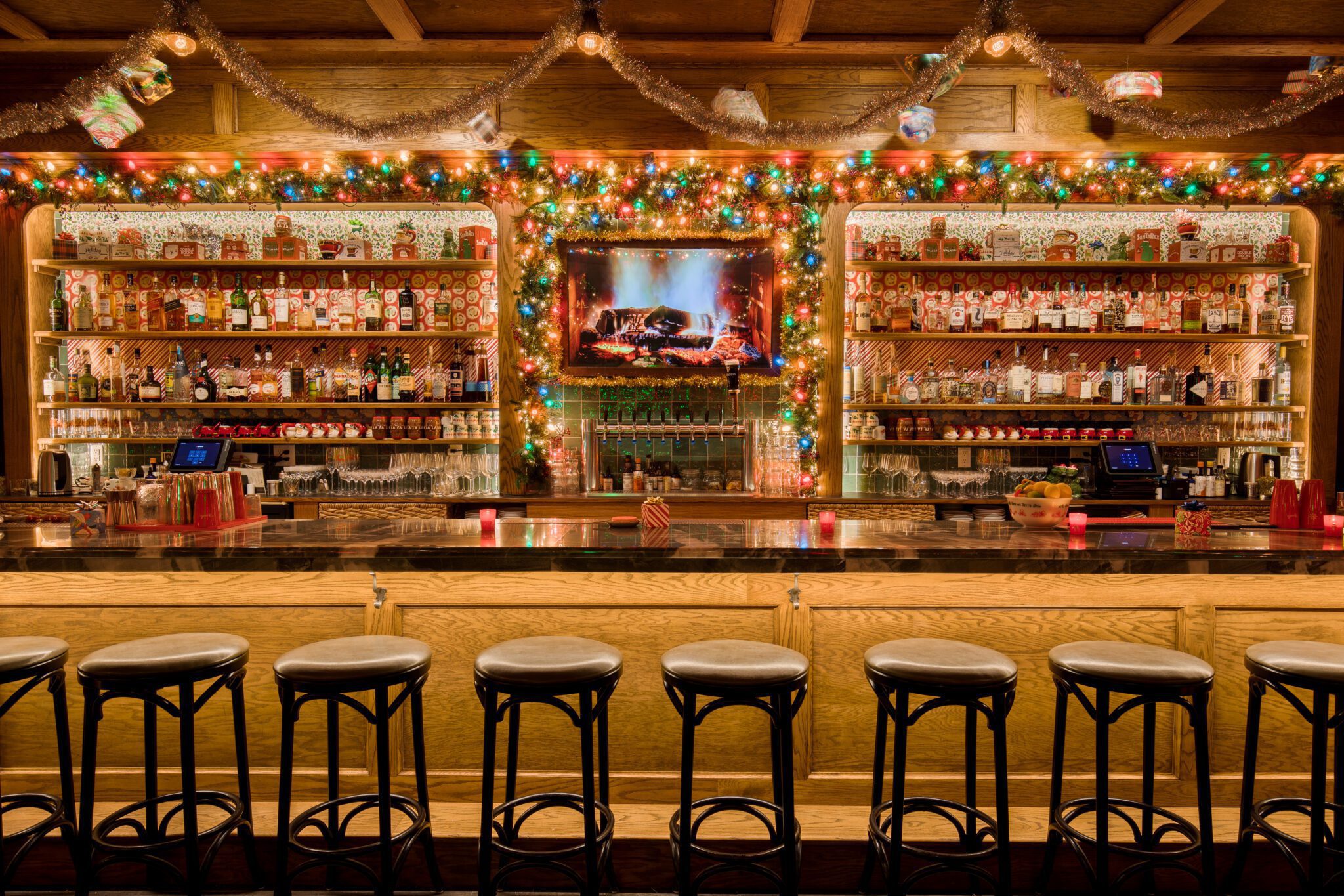 The Best Holiday Pop-up Bars in Calgary - datenight